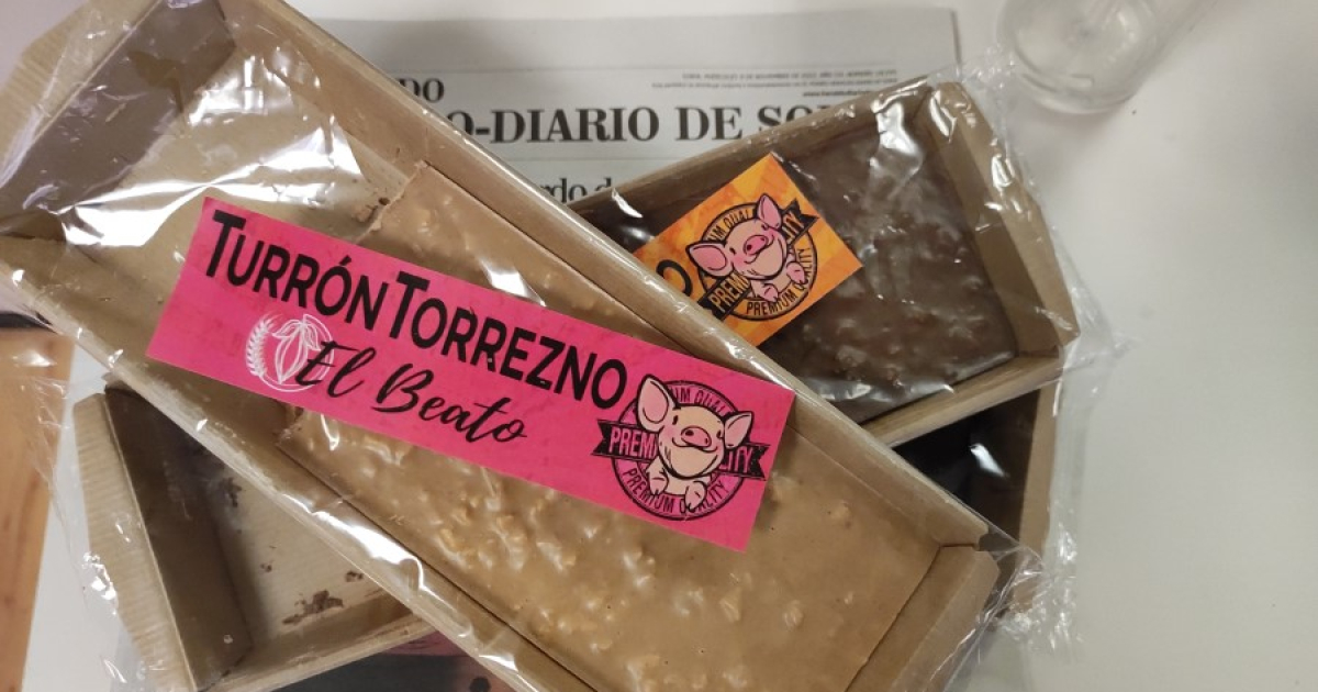 Probamos el TurrónTorrezno: así sabe el turrón de Torrezno de Soria