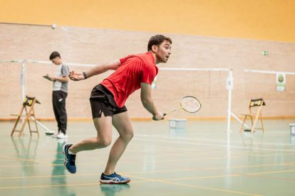 Las fotos del XXII Torneo Popular de Bádminton