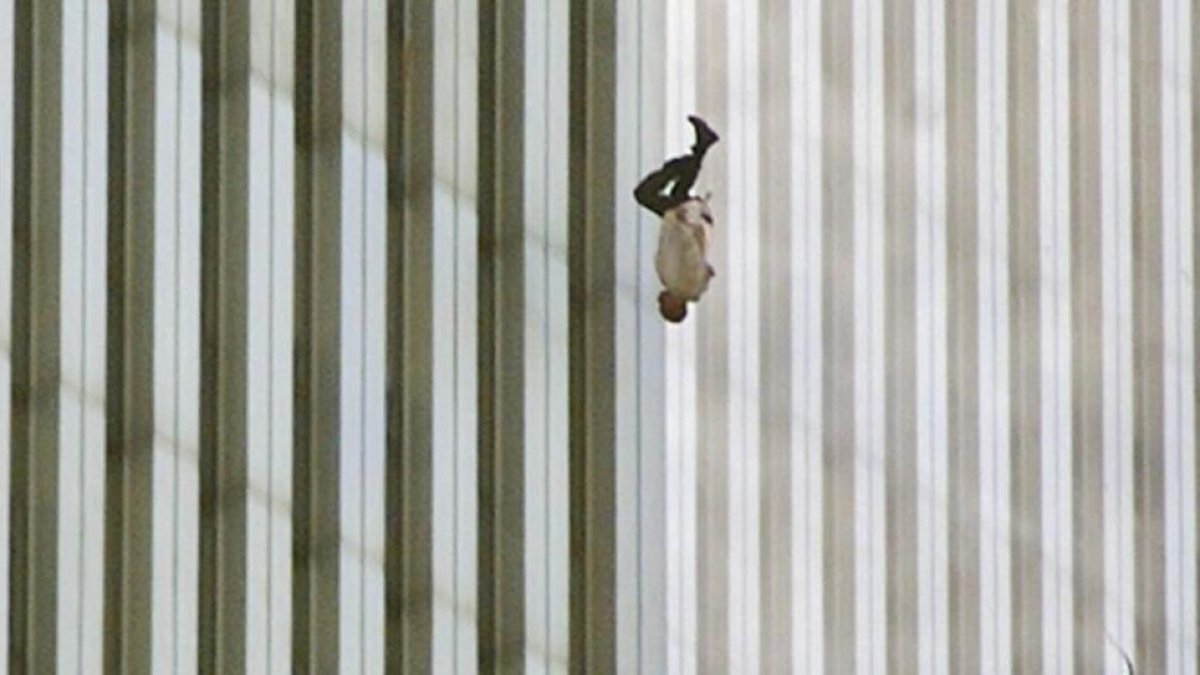 11-S: La historia de 'The Falling Man', una de las fotografías más ...