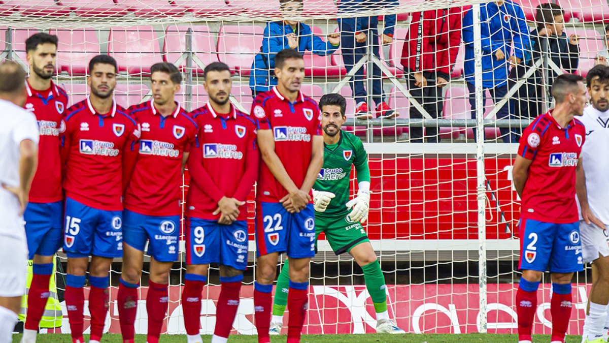 El portero del Numancia, Isma Gil, deja el equipo soriano