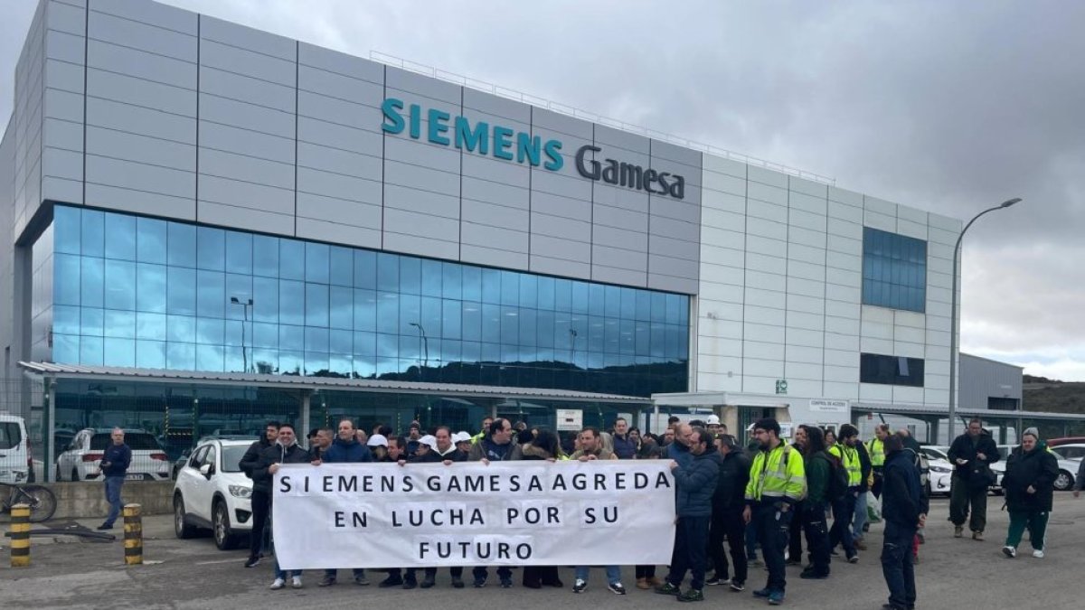 Siemens Gamesa afronta un abril clave para consumar el parón técnico en ...
