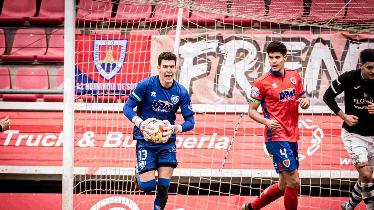 El fiasco de los fichajes de invierno en el Numancia