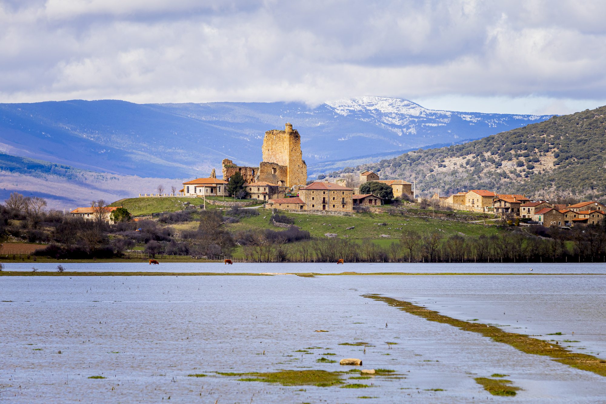 Las fotos de una espectacular laguna de la Serna, en Hinojosa de la Sierra