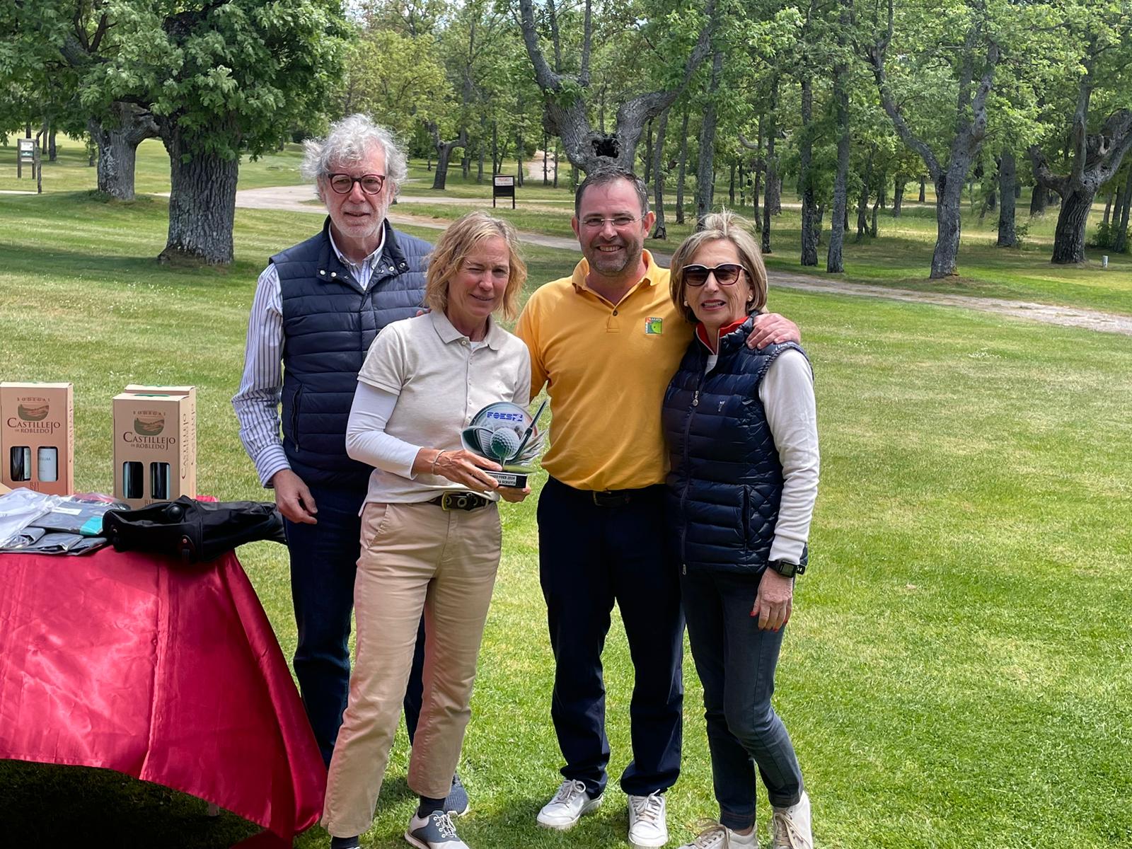 José Javier Sainz e Inés Prado ganan el Trofeo Foes disputado en Pedrajas